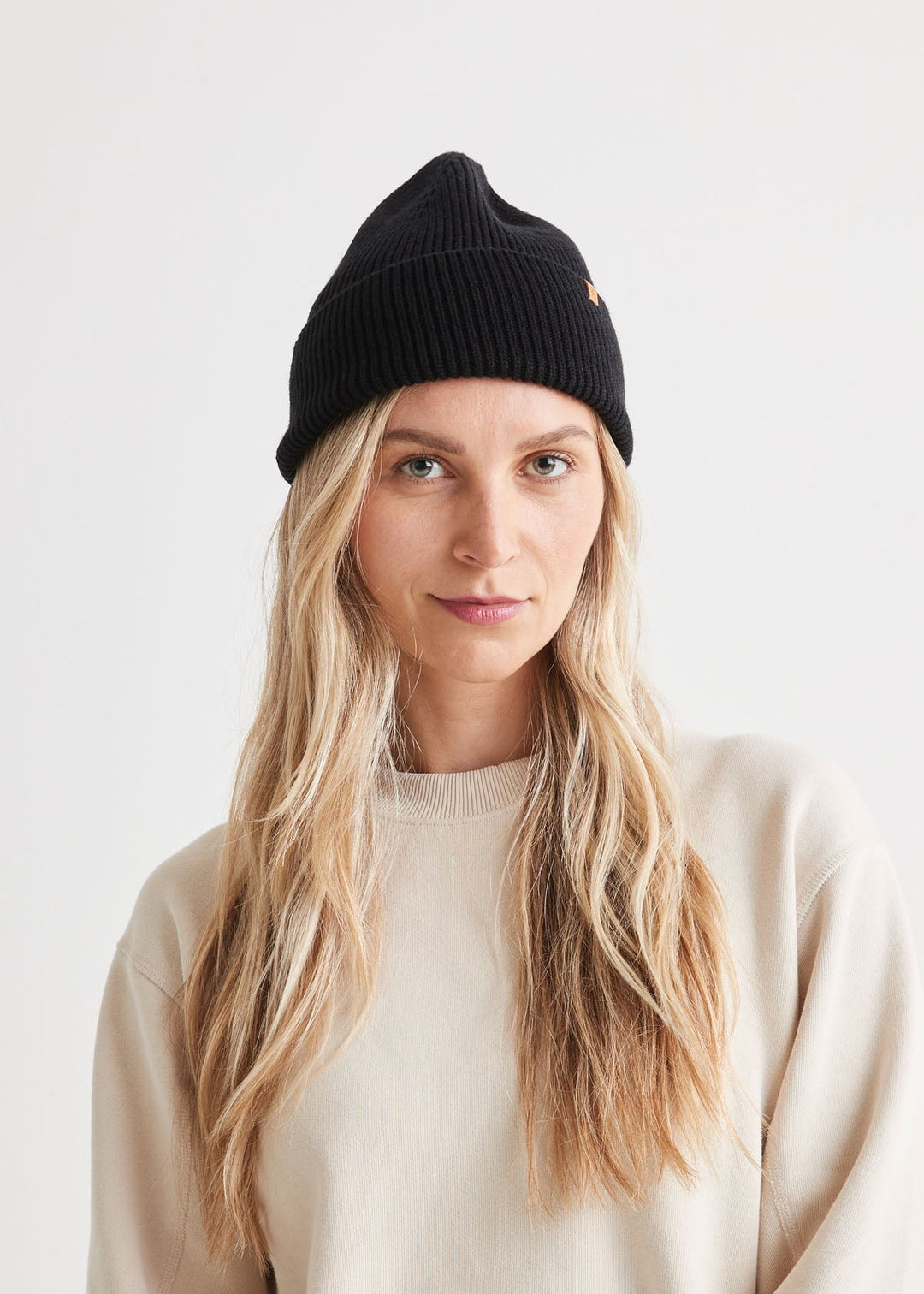Unisex Warm Merino Black Toque