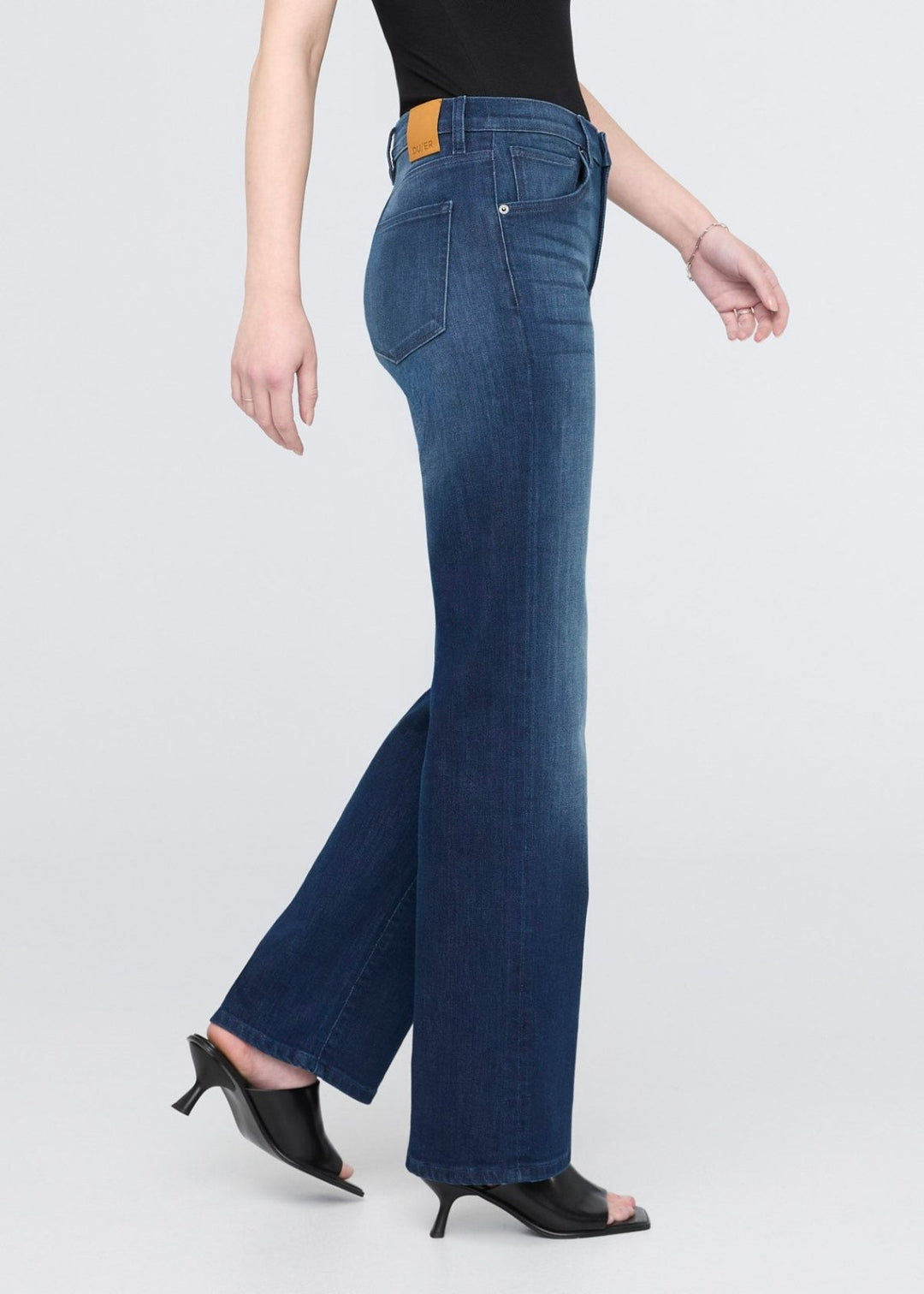 Women's Moonlight High Rise Straight Jeans