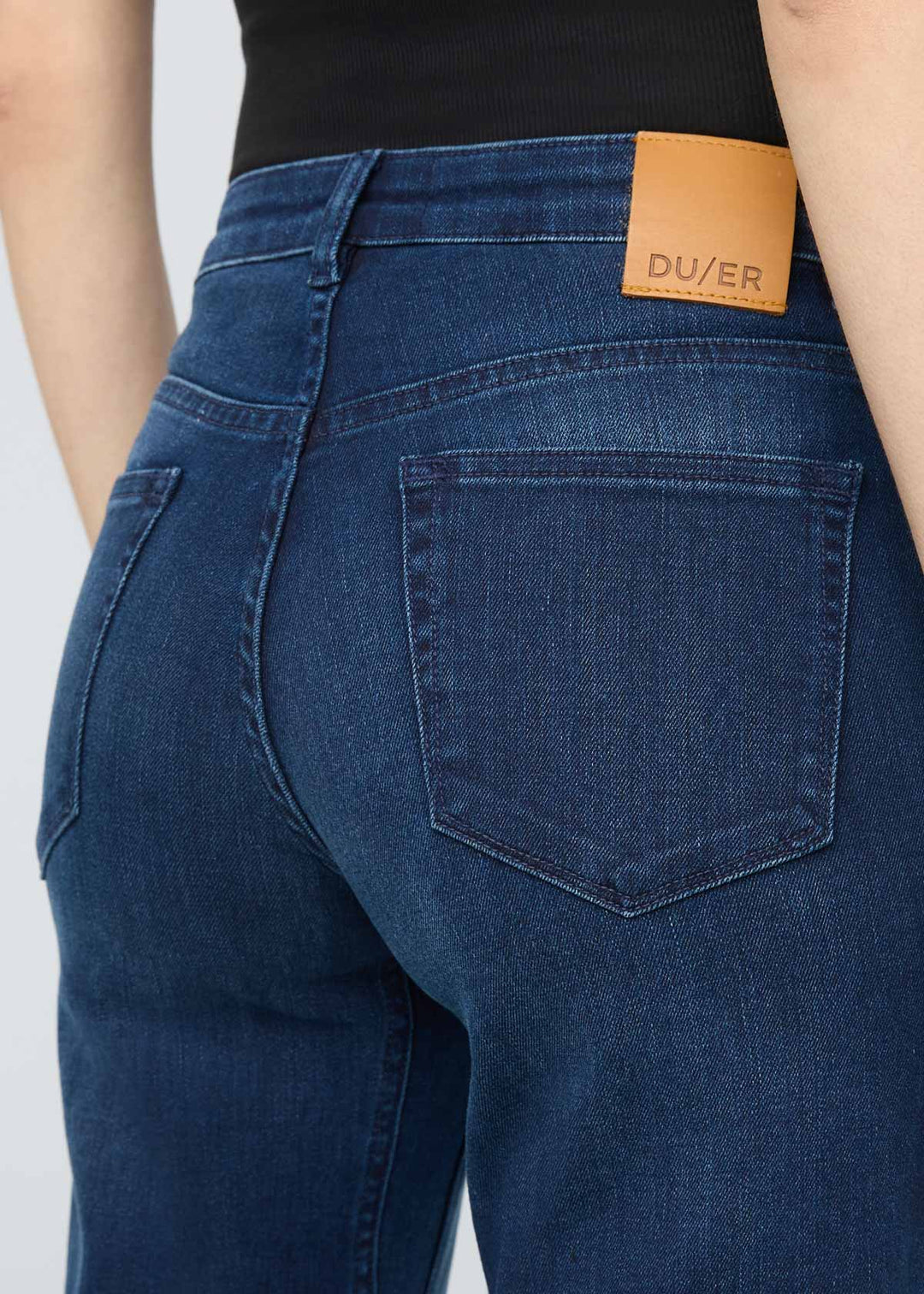 Women's Deep Sea Blue Relaxed Fit Stretch Jeans